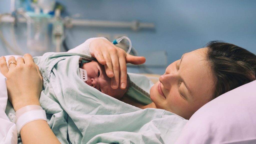 Labor and birth as a biological and evolutionary process: from ...